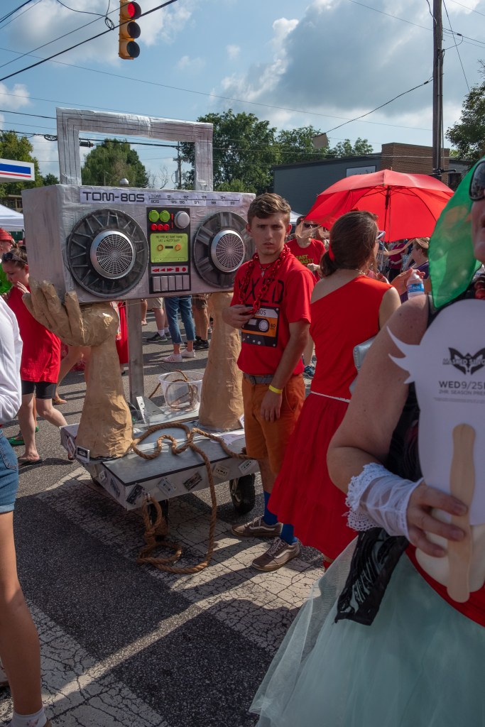 Tomatofest – Runaway Rowes